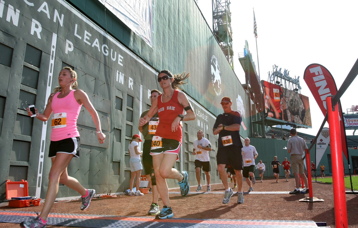 Boston event raises over $2m for veterans - The Boston Globe